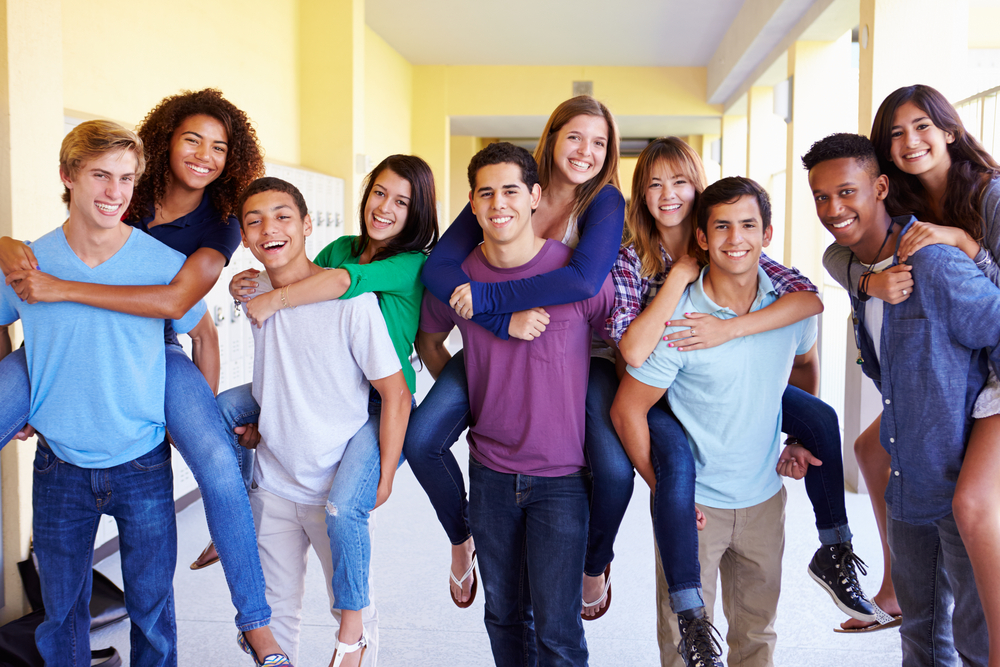 How To Write A Great Yearbook Photo Caption YearbookLife